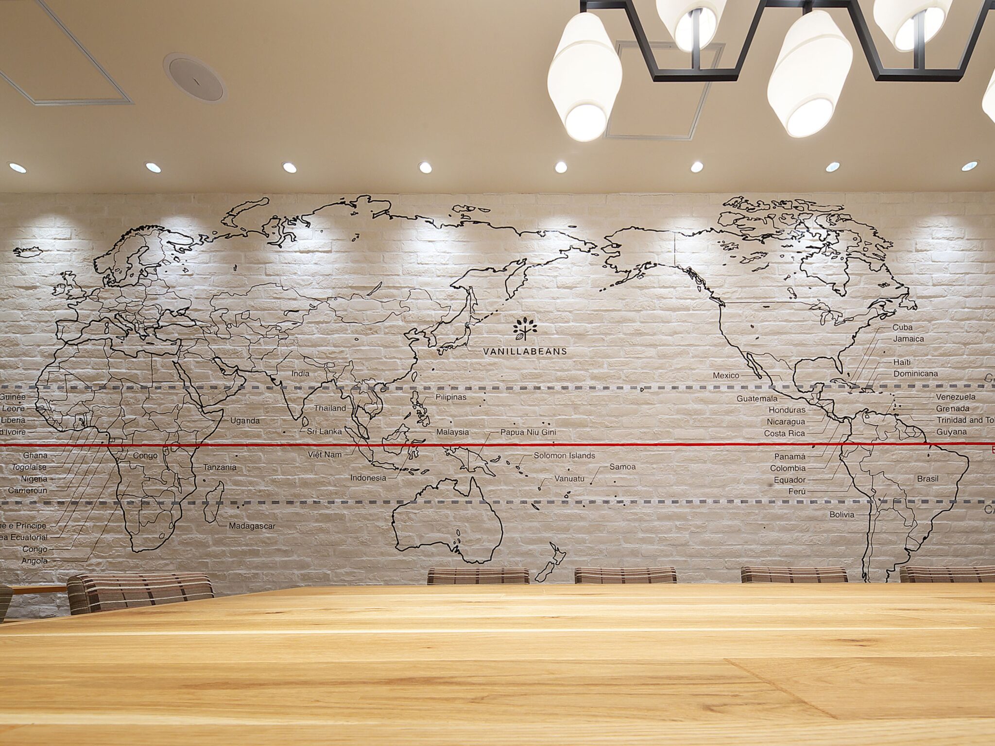 「チョコレート×ワイン」ペアリングセミナーを開催しました。 - VANILLABEANS公式コラム CACAO NOTE